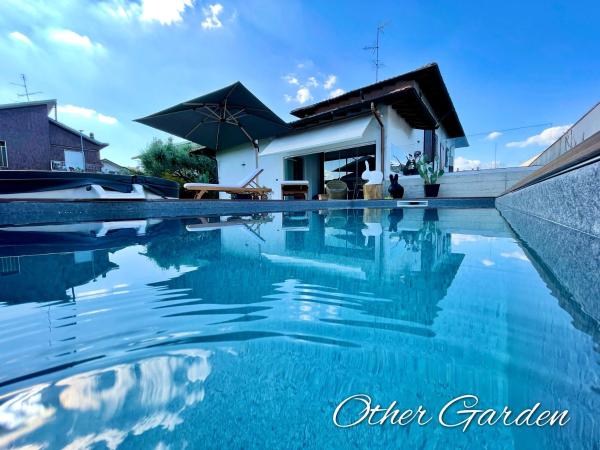 Other Garden - Luxury Bed And Breakfast - Saronno