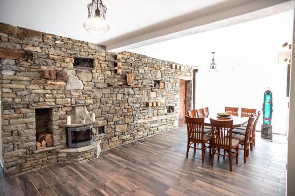 ТАНГЕНТА стаи за гости - Trojan