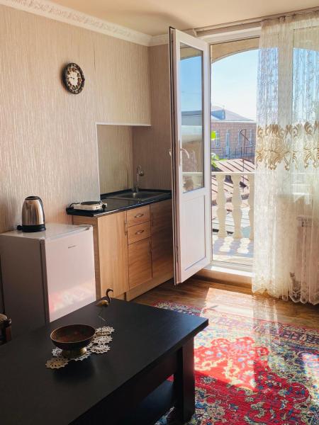 Madoyan Guest House - Armenia