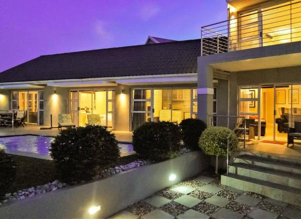 Harbour Cottages, Humewood - Port Elizabeth