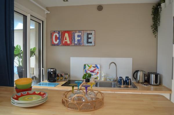 Charmant Appartement à 350m De La Plage Et Du Port - ibis budget Fréjus Capitou A8