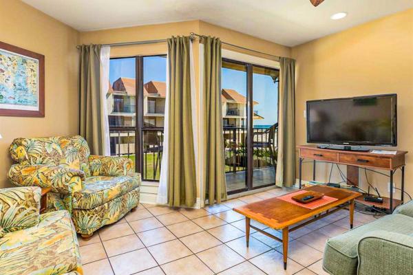 Charming Ocean View Condo W/private Balcony, Ac, Shared Outdoor Pool, Free Wifi - Gulf Shores, AL