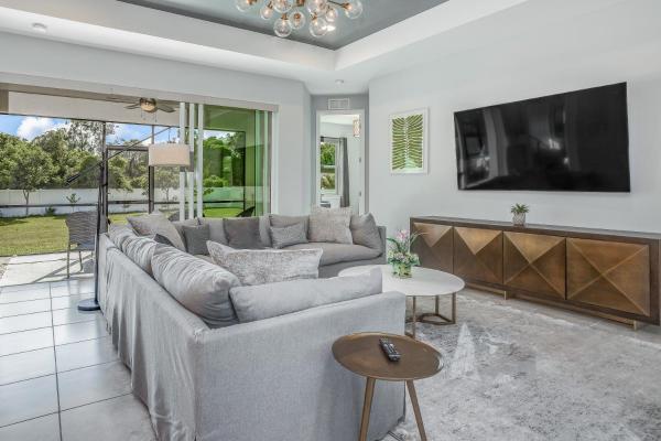 Bonita's Designer Destination - Bonita Springs, FL