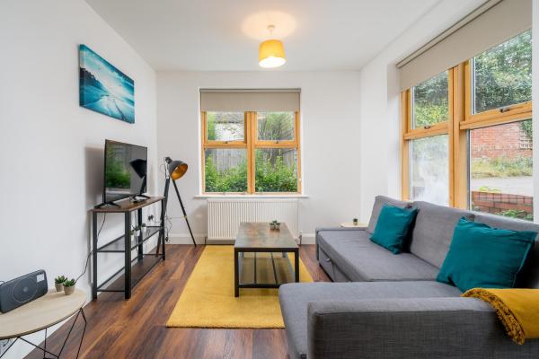 Stylish Central Watford 2 Bedroom And Sofa Bed Apartment With Free Parking - Watford