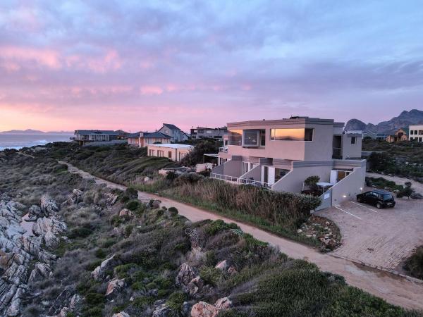 Villa Marine Guest House - Pringle Bay