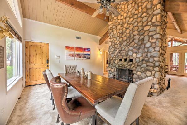 Wooded Yard, Gas Grill Lush Pinetop Retreat - Arizona