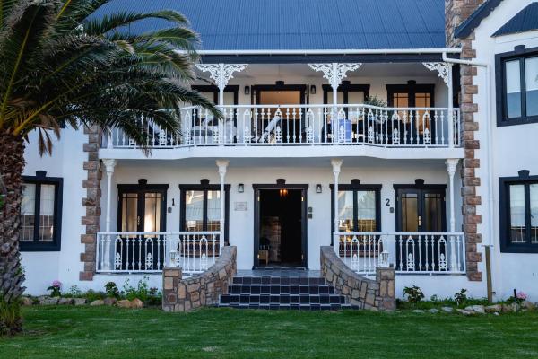 Villa Le Roc Kleinmond Accommodation - Kleinmond