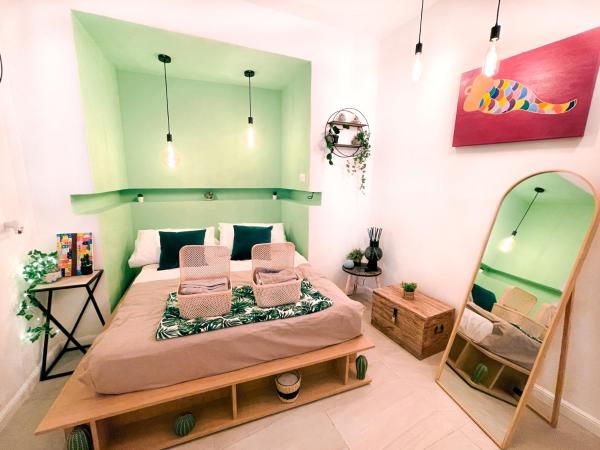 Via Dei Tribunali - Duomo La Napoli Sotterranea - Naples