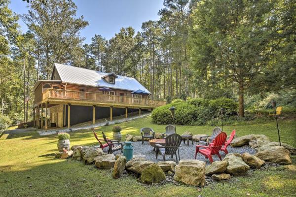 Serene Mableton Cabin - 13 Mi To Downtown Atlanta! - Atlanta, GA