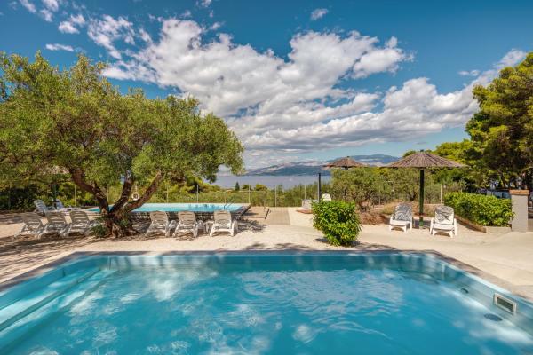 Waterman Beach Village - Brač