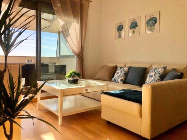 Gatu ÁTico Parra, Parking Gratis, Piscina Común, Terraza- Mayores De 25 Años Y Familias - Cádiz