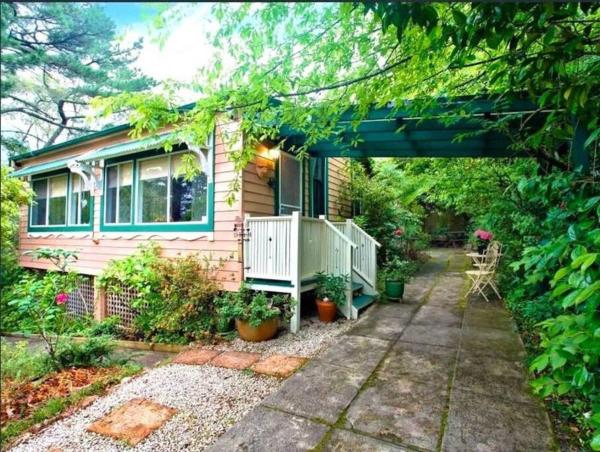 Cherry Tree Cottage - Leura