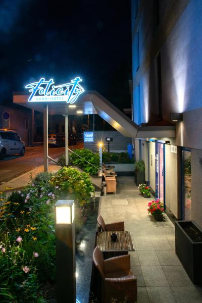 Felicity Garni Hotel - Bratysława