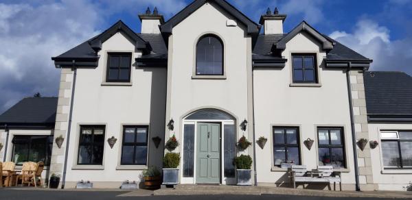 Safe Haven - Luxury Family Accommodation - Carlingford