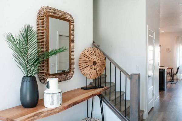 Zen Trail Retreat - New 5 Bedroom Luxury Condo - St. George, UT