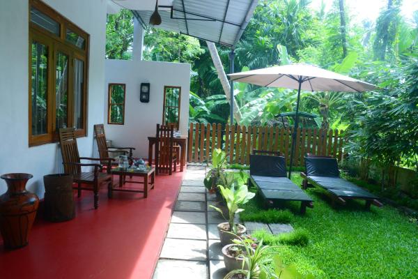 Gold Sand Resort - Bentota