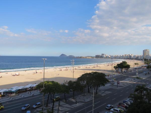 Clássico Em Copacabana - Vista Para A Praia - Atl702 - Copacabana