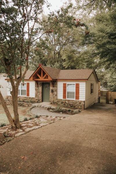 The Woodlawn Guest Cottage - Magic Springs, Hot Springs