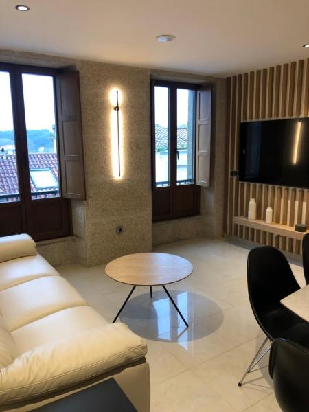 Luxury Apartment With Jacuzzi - 聖地亞哥德孔波斯特拉