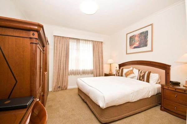 Country Plaza Motel - Queanbeyan
