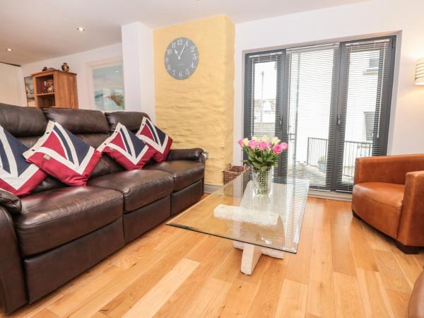 6 The Sail Loft - Dartmouth