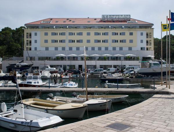 Aparthotel Miramare - Makarska