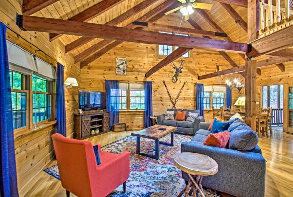 Massanutten Resort Log Cabin With Mountain Views! - Massanutten, VA