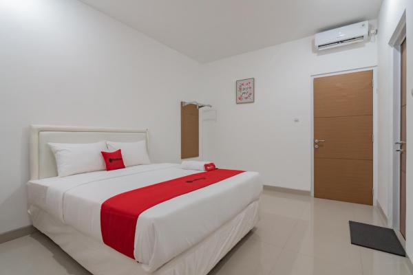 Hotel Sukahaji Street Bandung Redpartner - Bandung