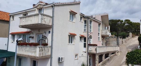 Apartments Muic - Murter
