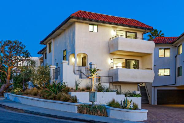 Montalvo Calafia Beach Condos - Dana Point, CA