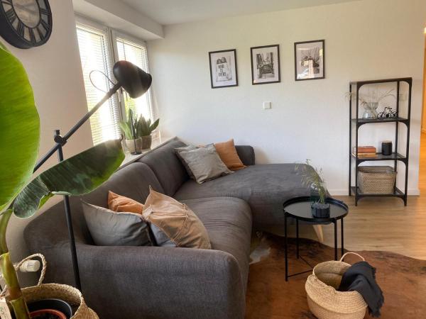 ☆Fewo Altes Kino - Modern - Quiet - 65m² - Tv - Netflix - Wlan☆ - Aschaffenburg