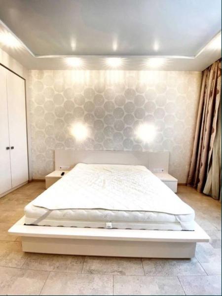 2-bedroom Most City Center Area Apartment - Dnipro