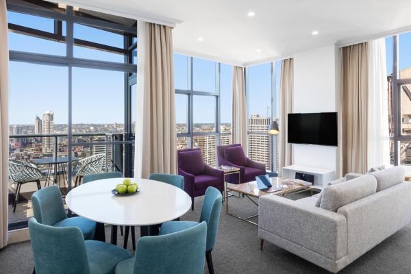 Meriton Suites Pitt Street, Sydney - Lewisham