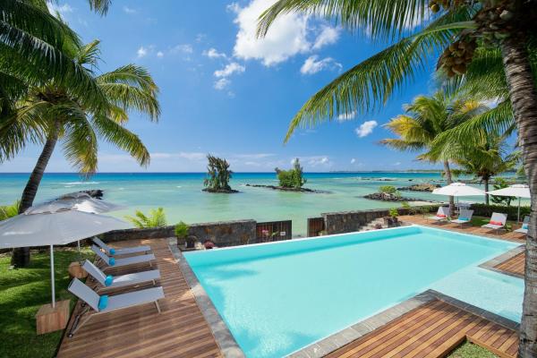 Bel Azur Beach Residence With Lov - Maurice