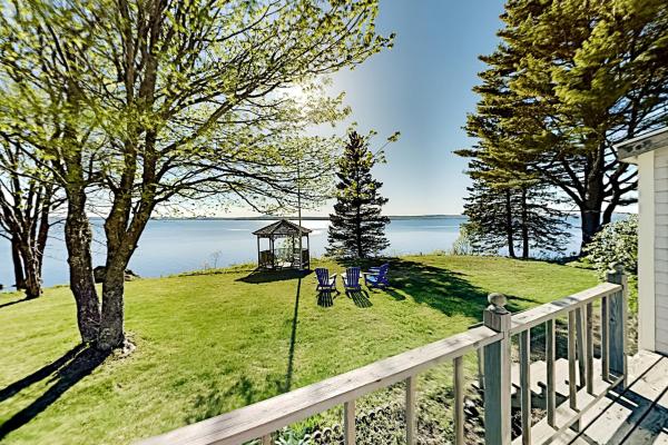 Waterfront Oasis - Acadia National Park