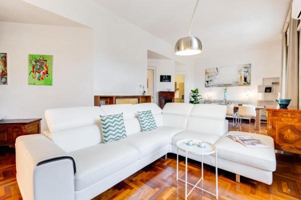 Large And Bright Apartment Amazing View Basilica San Giovanni In Laterano - Rome