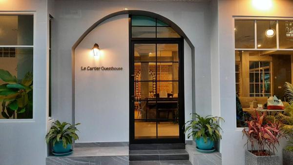 Le Cartier - Pa Tong