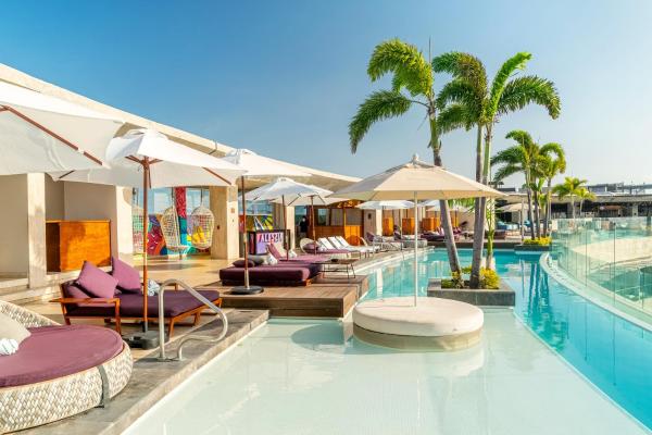 Hyatt Centric Playa Del Carmen - Downtown House & Beach House - Playa del Carmen