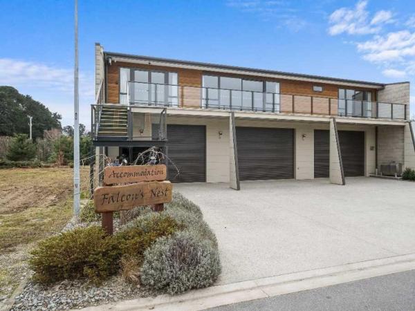 Ensuite Double, At Falcons Next Cromwell - Bannockburn