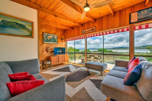 Swan Cove - Coles Bay