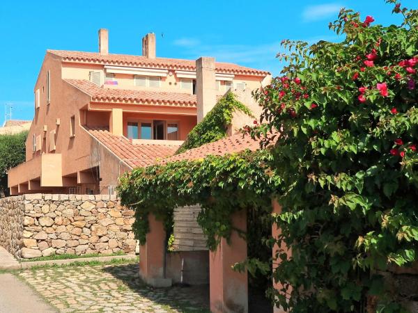 Apartment La Vigna Rosso By Interhome - La Maddalena