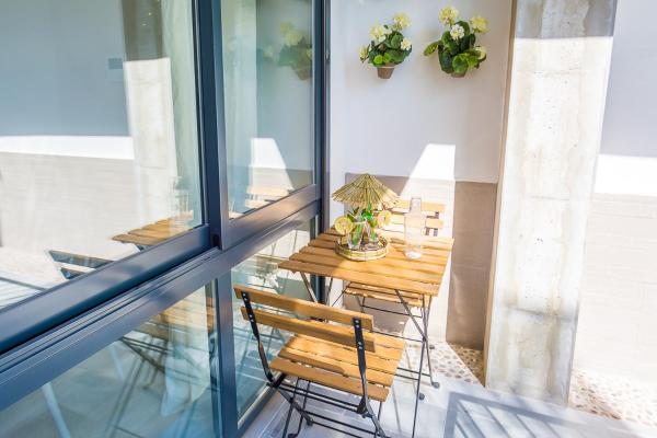 Sea & Wave Jara Boutique Apartment - Málaga María Zambrano