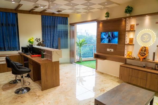 Hotel Lee Grand - Anand