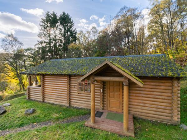 Chalet Bear Cabin By Interhome - Loch Ness