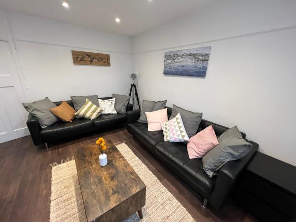 Sakura,sleeps 8 Netflix - Oxford