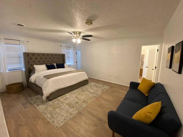 Large Modern Family Home! - Amarillo, TX