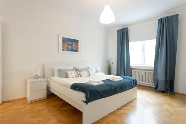 Balcony Oasis Operastreet - Schwechat
