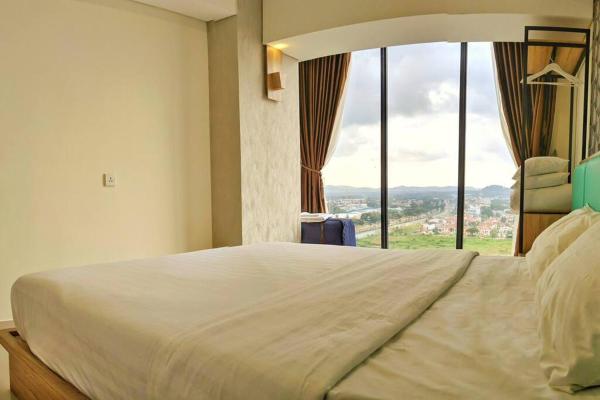 Lovina 1823 At Pollux Meisterstadt - Batam