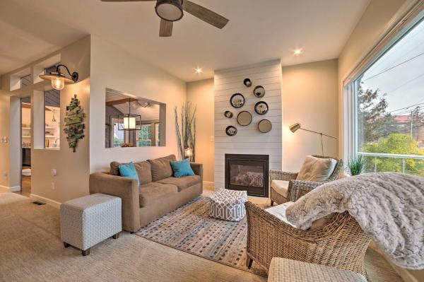 Chic Manistee Cottage Steps To Lake Michigan! - Michigan