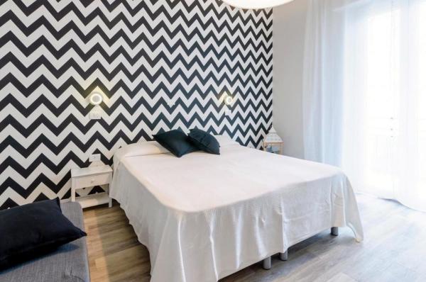 Camere E Attico Al Mare - Marche